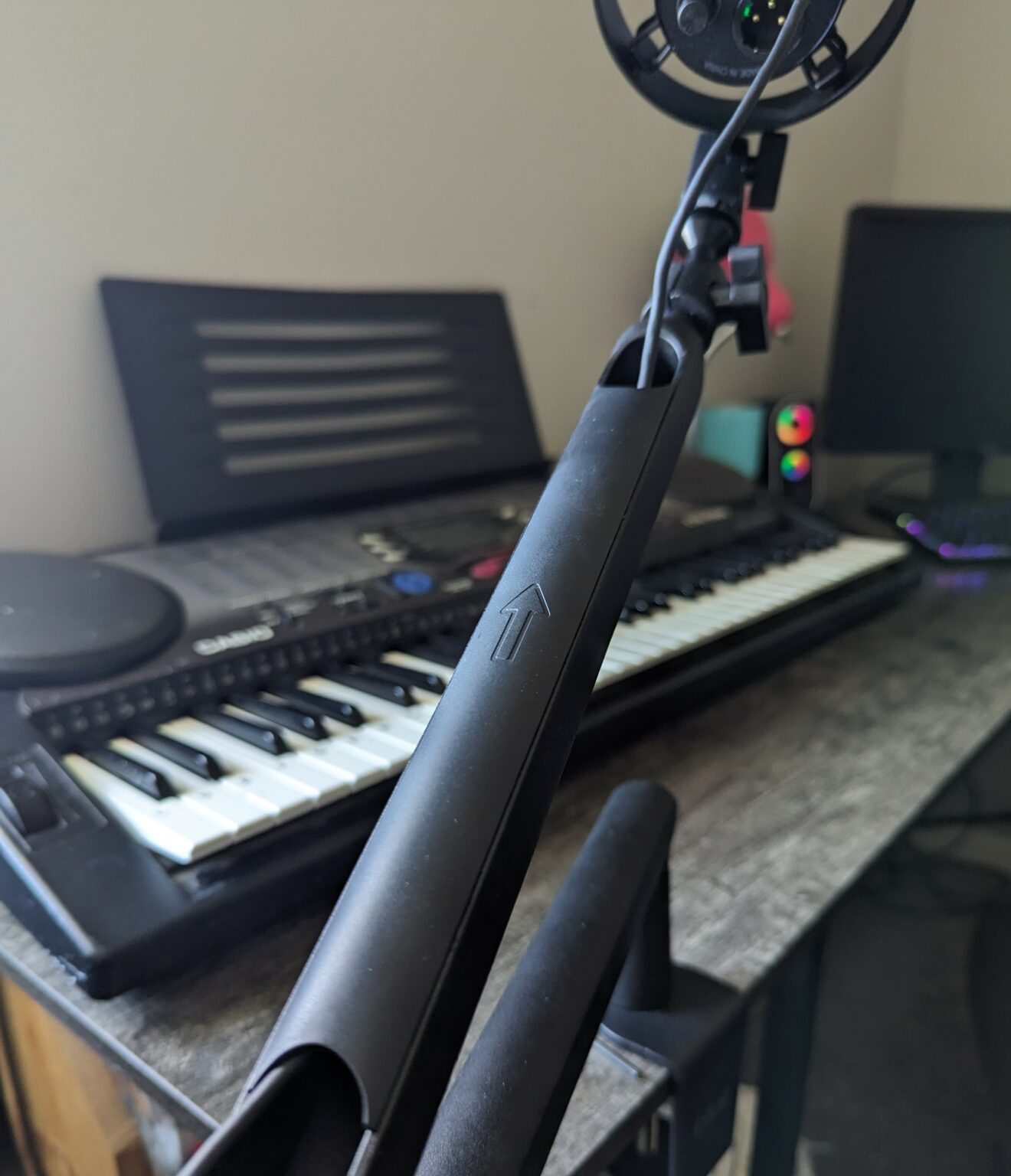 Fifine BM88 Review, A Solid Low-Profile Boom Arm? - PC Builds On A Budget
